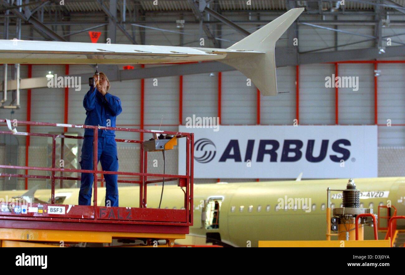 Economy business finance ebf transport wing working airbus a318 320 ...