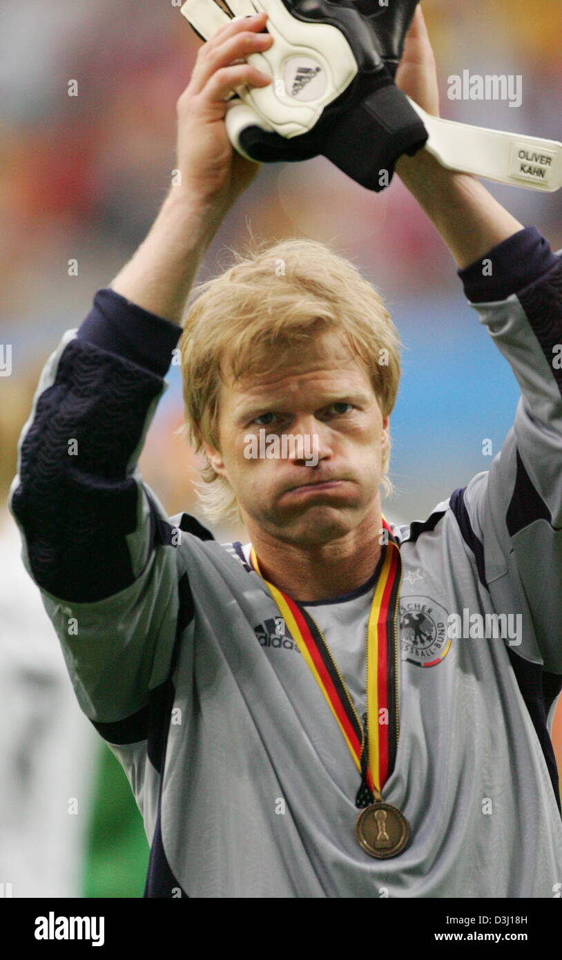Oliver kahn germany 2005 hi-res stock photography and images - Alamy