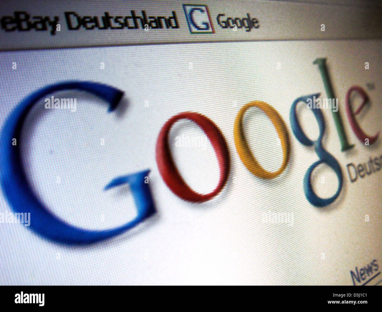 (dpa) - The picture shows the logo of Internet search engine Google on ...