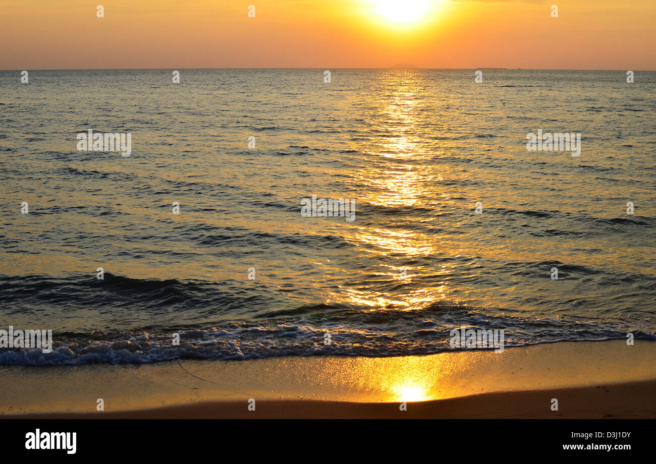 beauty sunset in the sea Stock Photo - Alamy