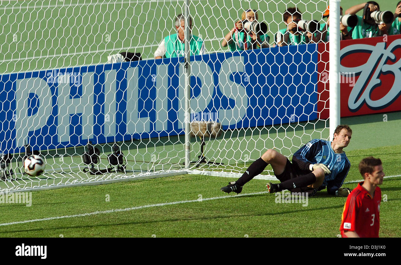 Angry goalkeeper hi-res stock photography and images - Alamy