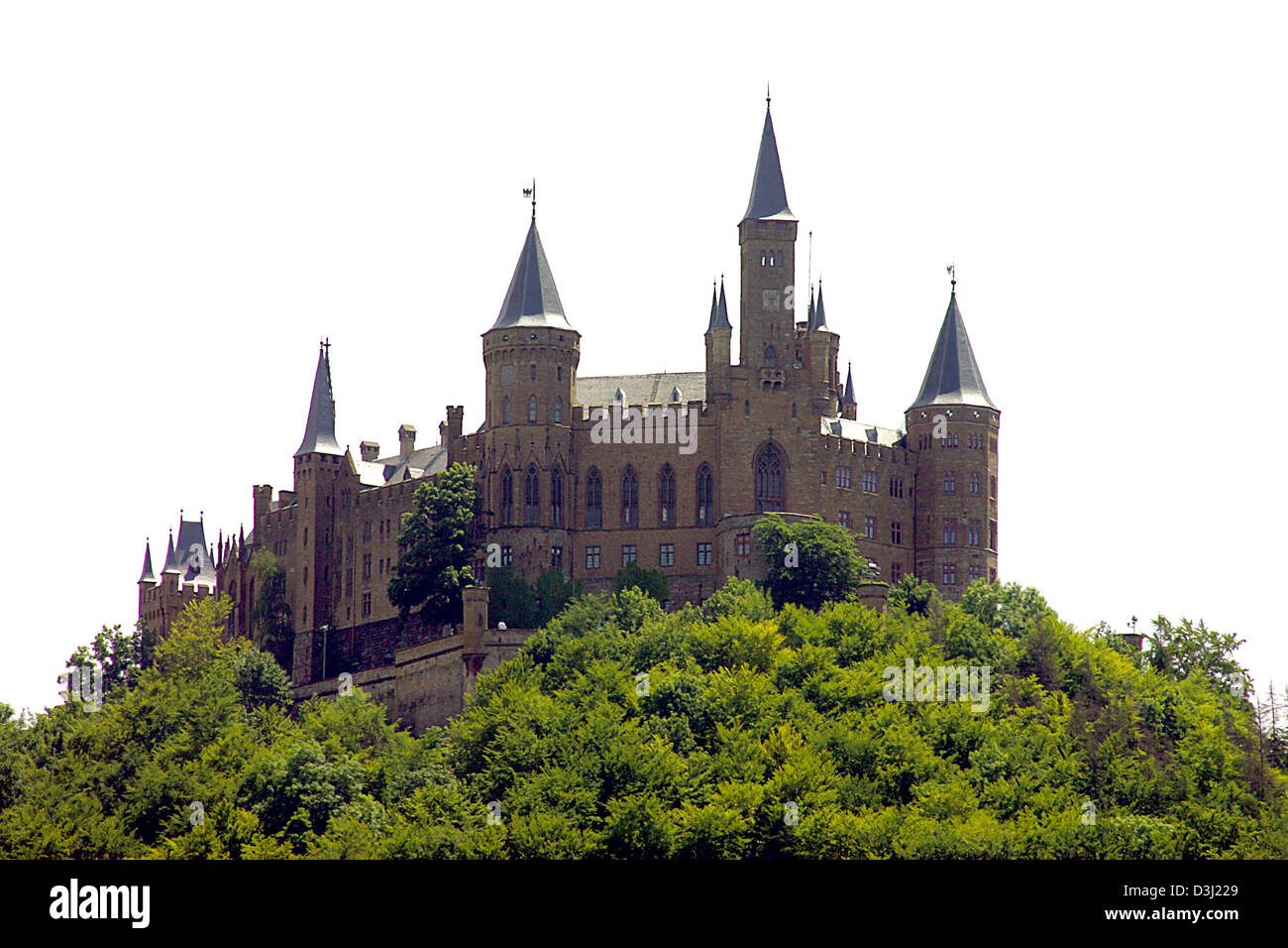 (dpa) - The castle Hohenzollern pictured 15 June 2005. The castle ...