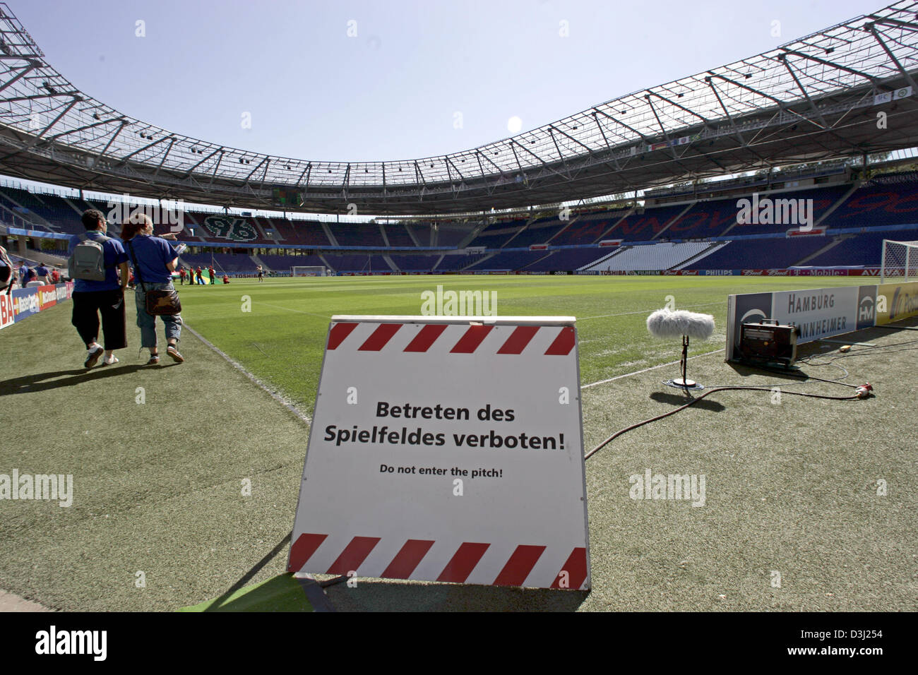 Sports spo soccer architecture roof stadium pitch arena sign germany hi ...