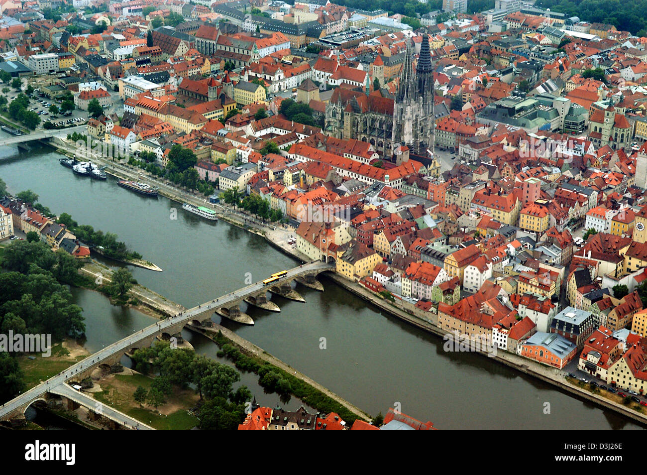 (dpa) - The aerial view shows the Old Town of Regensburg, Germany, 15 ...