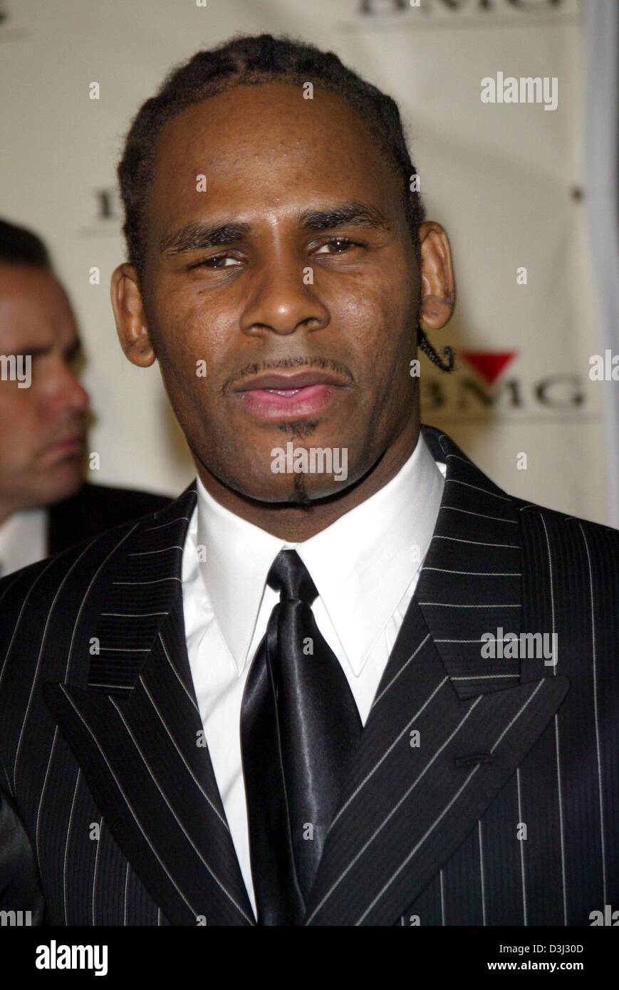 R. kelly singer hi-res stock photography and images - Alamy
