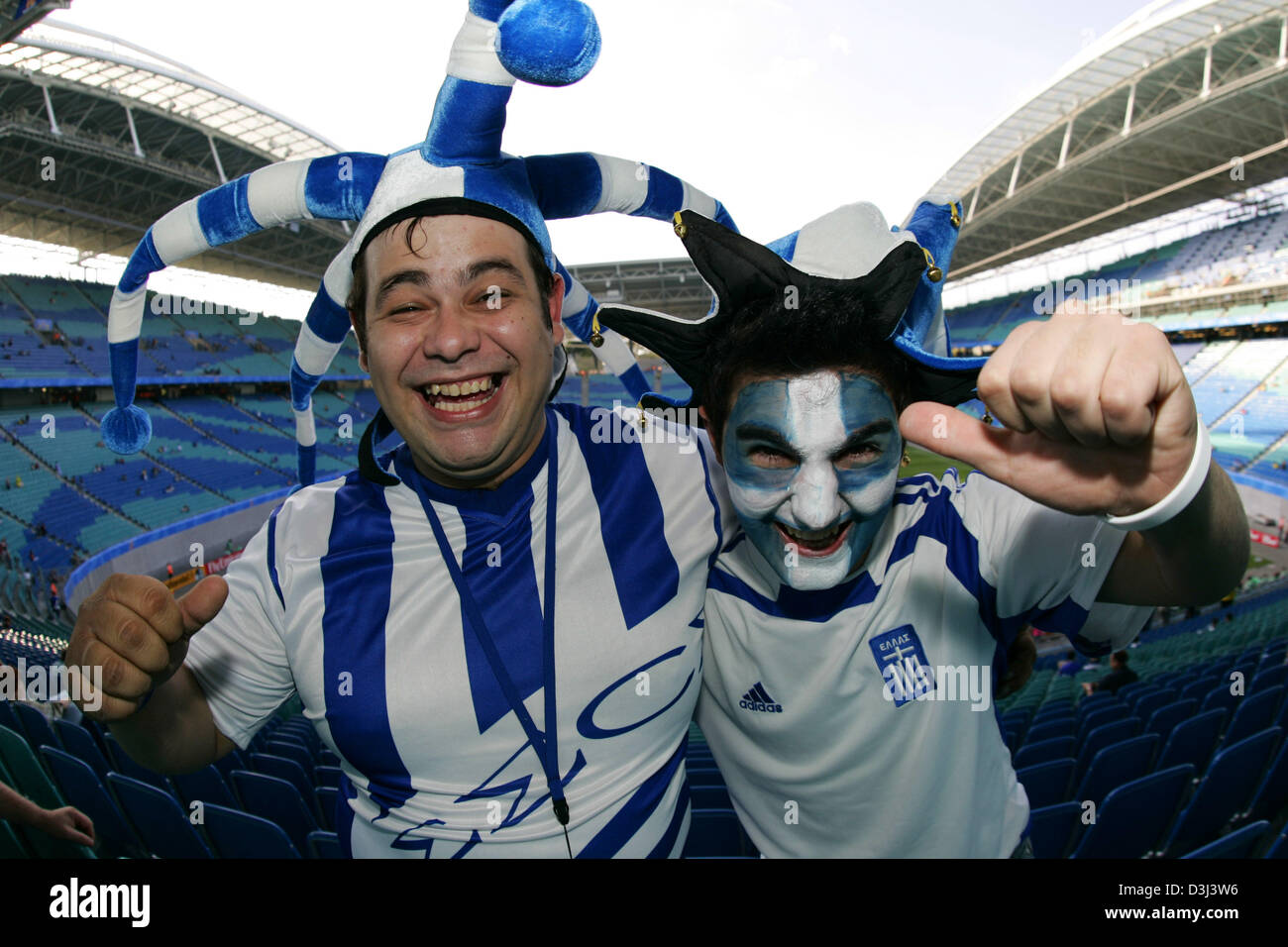 Greek soccer fans hi-res stock photography and images - Alamy