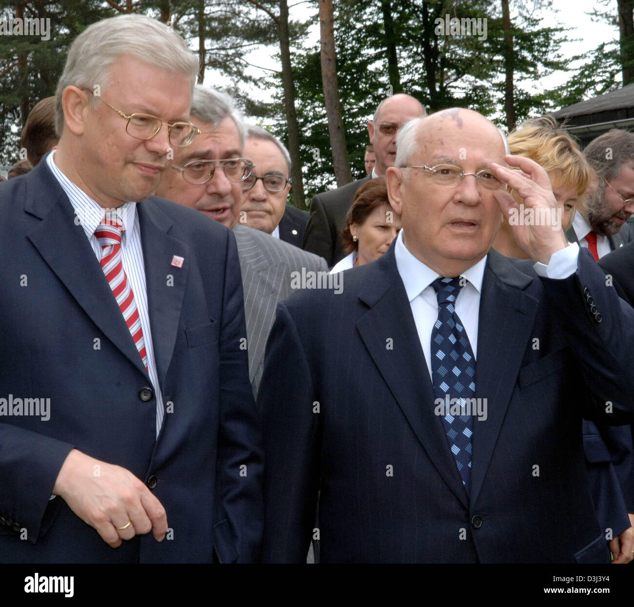 Former Soviet Union President Mikhail Gorbachev (R) and the Hessian ...