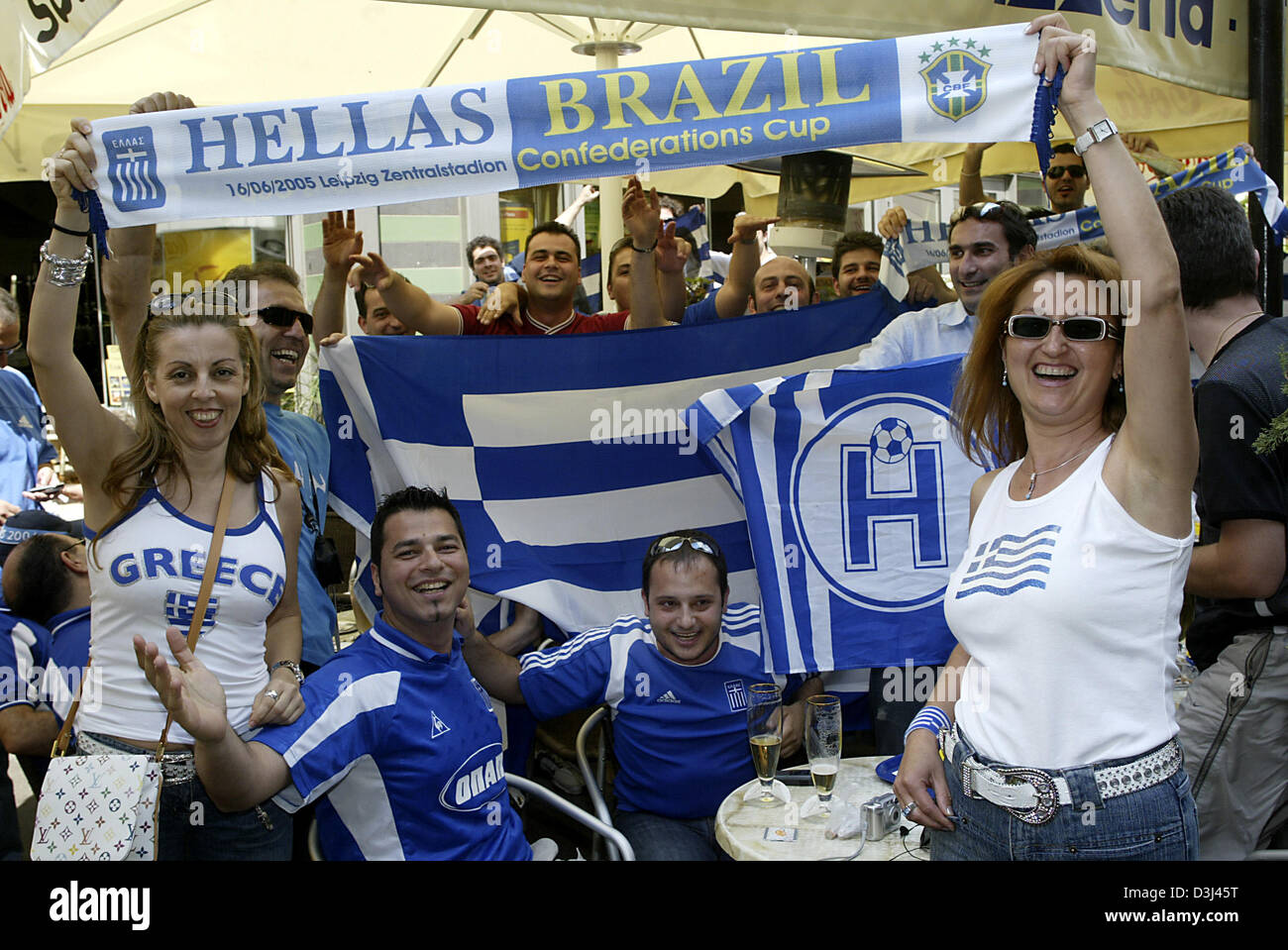 European champion greek national soccer team hi-res stock photography ...
