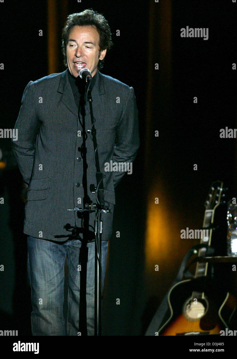 Arts culture entertainment ace music celebrities culture entertainment ...