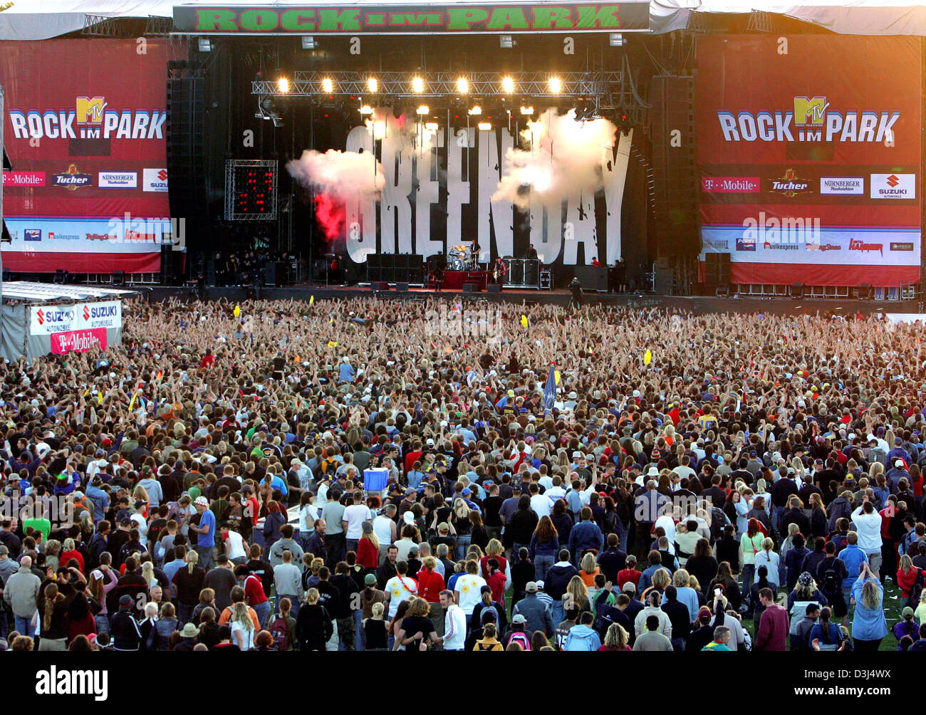 Arts culture entertainment ace music crowd stage logo germany hi-res ...