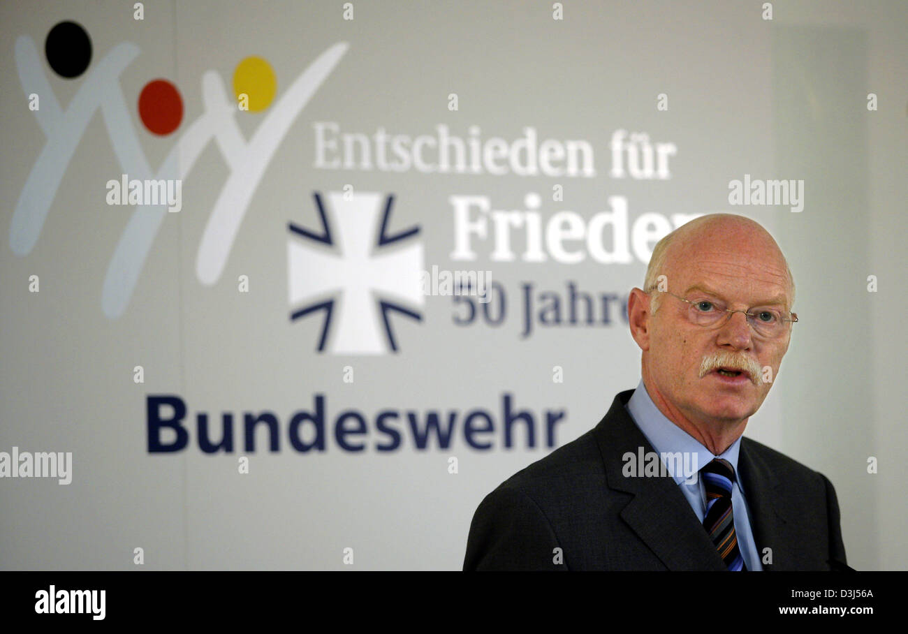 Bundeswehr logo hi-res stock photography and images - Alamy