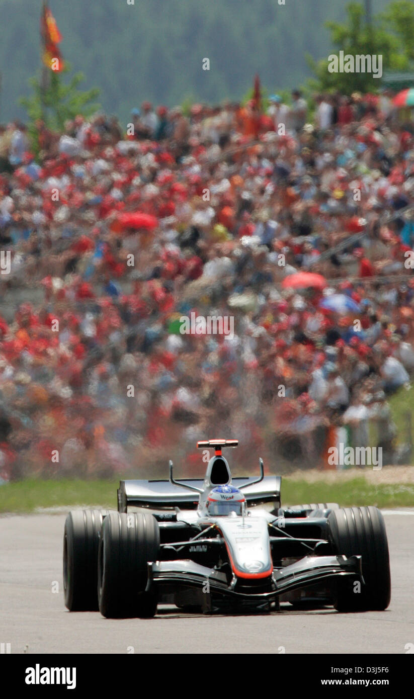 Raikkonen 2005 hi-res stock photography and images - Alamy