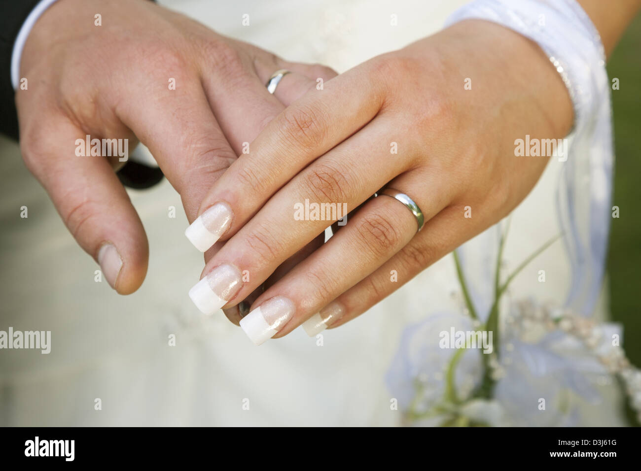 Wedding rings hi-res stock photography and images - Alamy