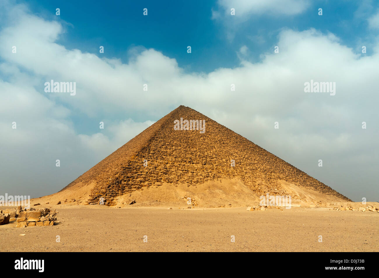 Red Pyramid (North Pyramid), Largest of Old Kingdom Pyramids at Dahshur ...
