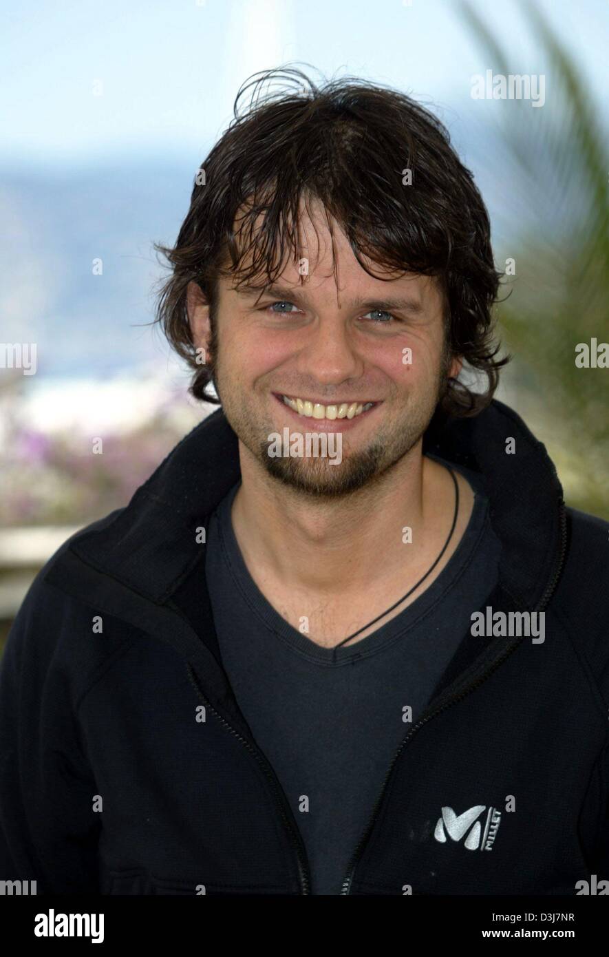 (dpa) - Austrian film director Hans Weingartner smiles as he poses ...