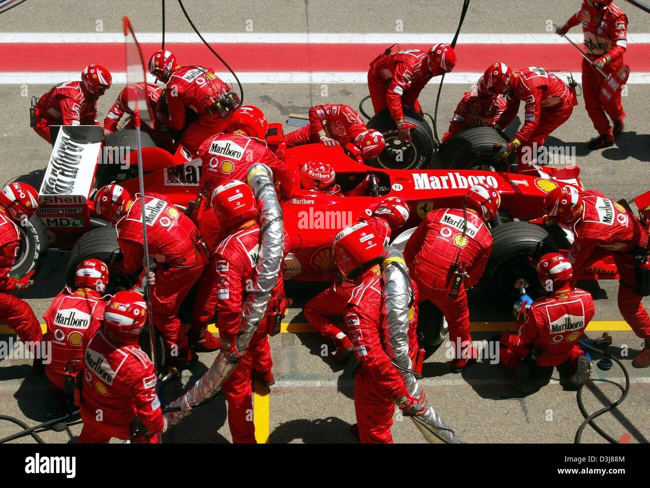 Michael schumacher pit stop in ferrari hi-res stock photography and ...