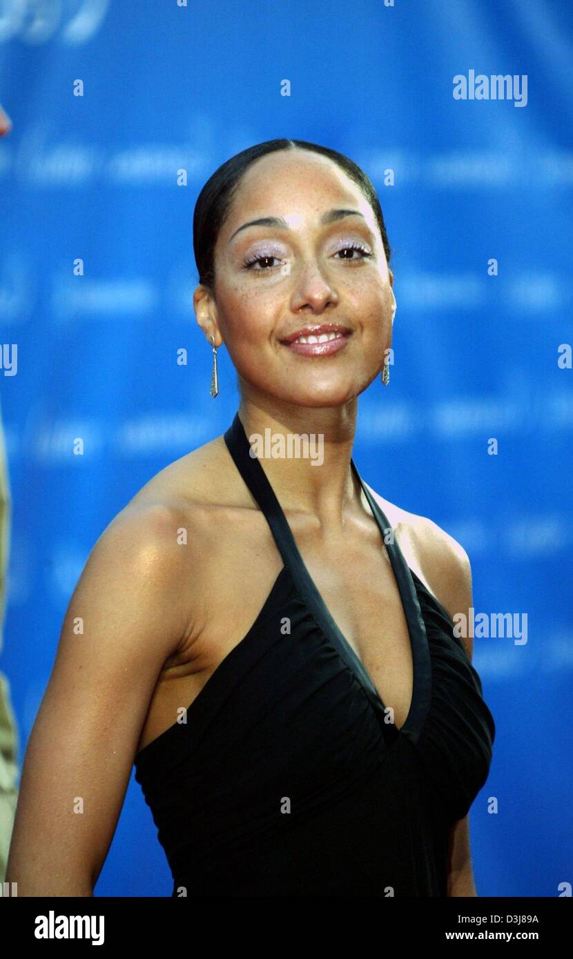 (dpa) - French dancer and girlfriend of ex-tennis player Bori Becker ...