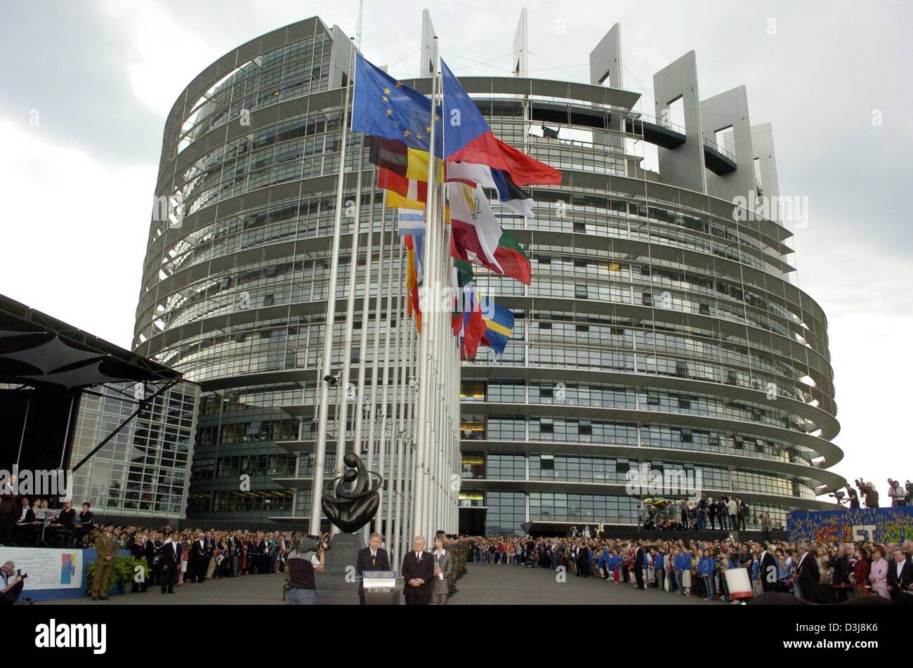 (dpa) - The national flags of the 10 new EU-member states are being ...