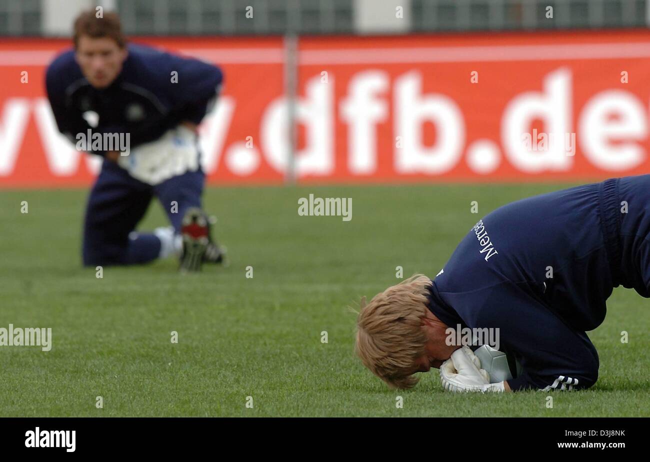 (dpa) - The two goalkeepers of the German national soccer team, Jens ...