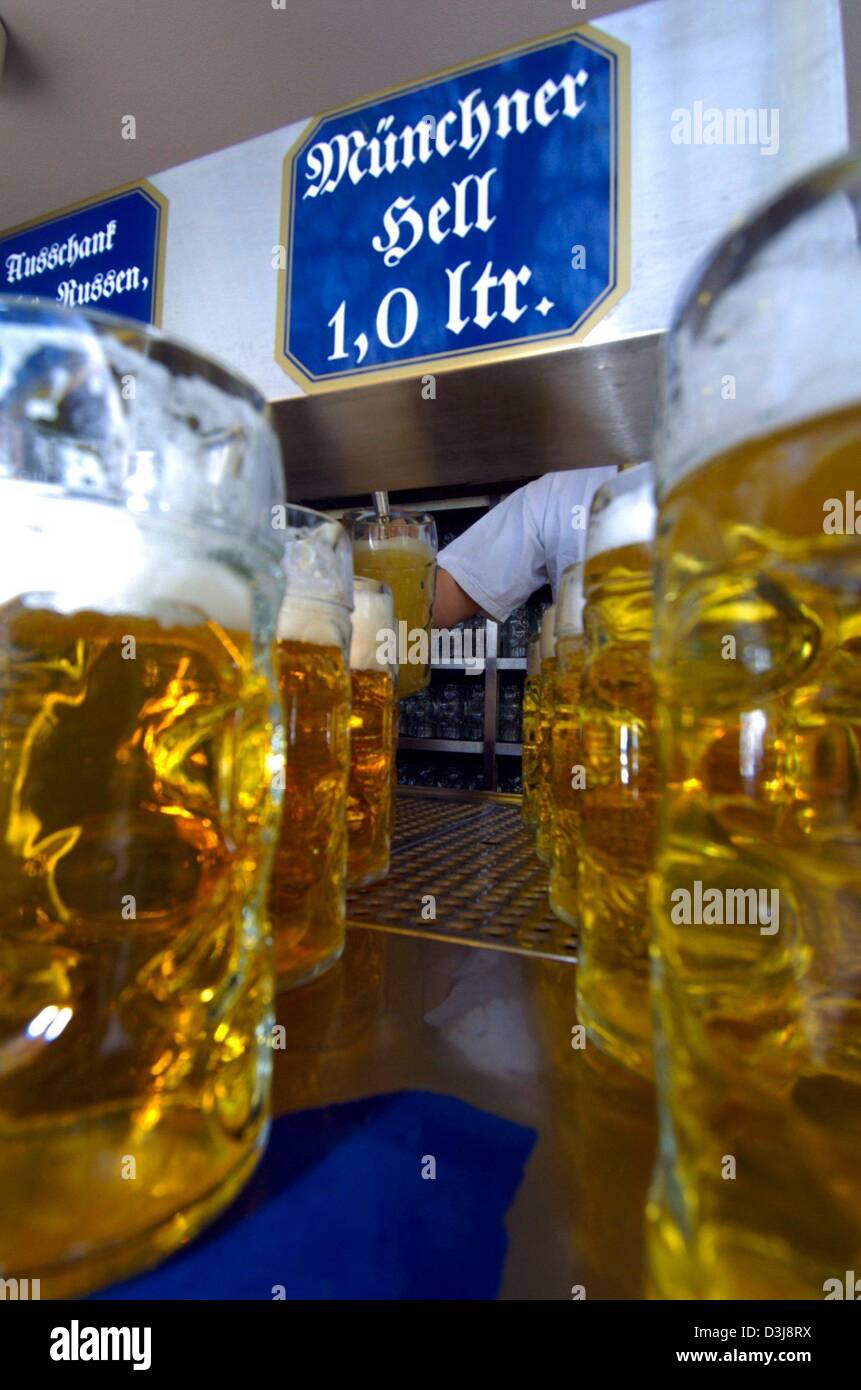 1516 pub hi-res stock photography and images - Alamy