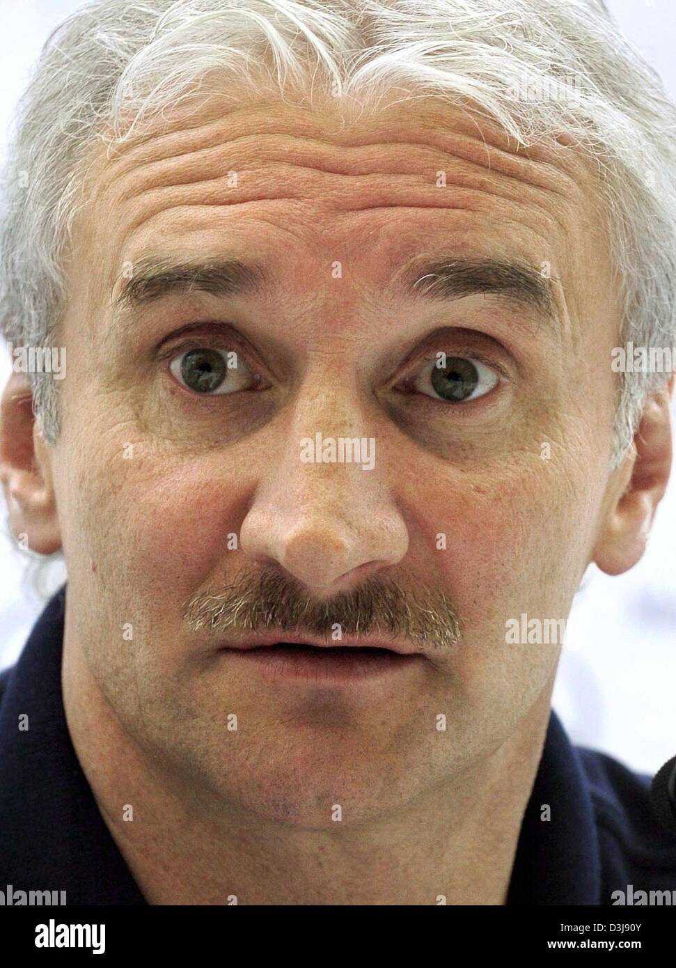 (dpa) - Rudi Voeller, coach of the German national soccer team ...