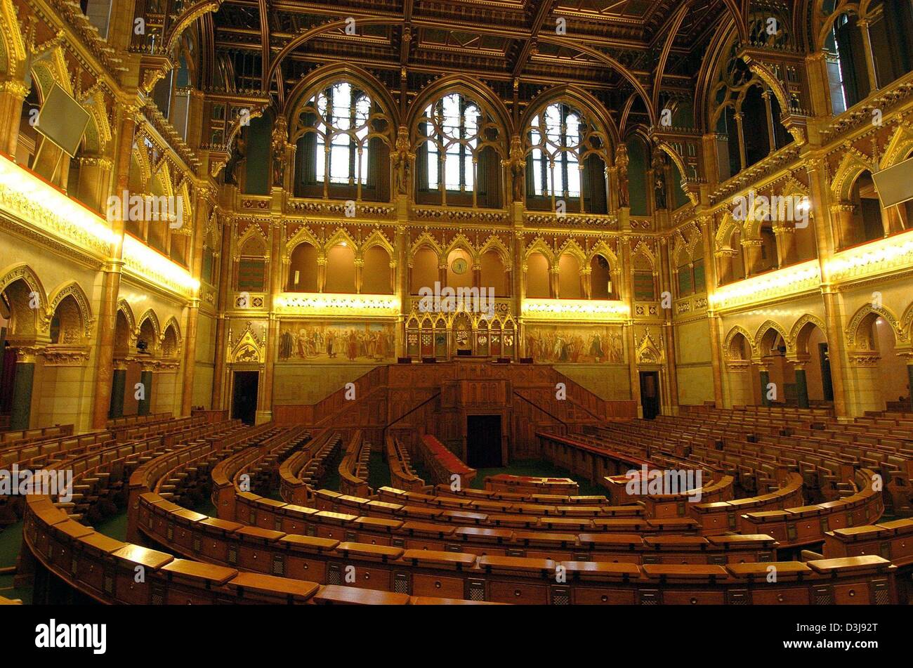 (dpa) - A view at the assembly hall of the House of Common in the ...