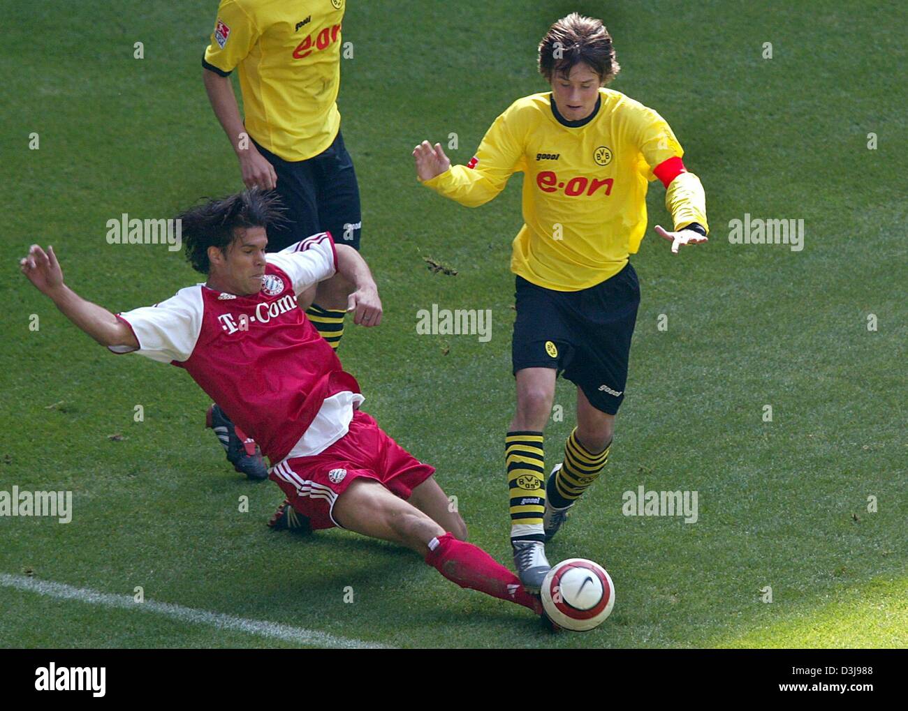 Tomas rosicky borussia dortmund hi-res stock photography and images - Alamy