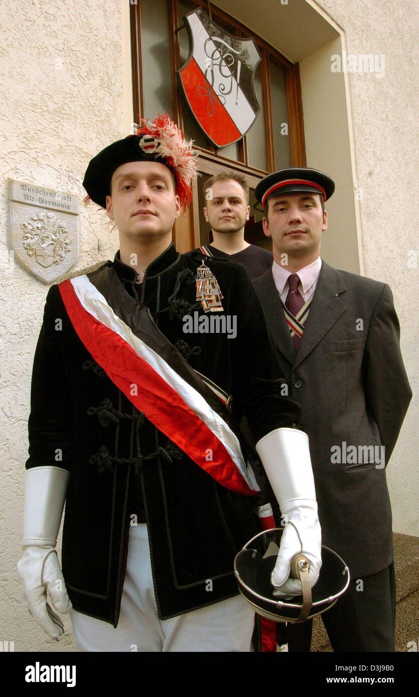 (dpa) - Members of the student fraternity 'Alt-Germania' wear different ...