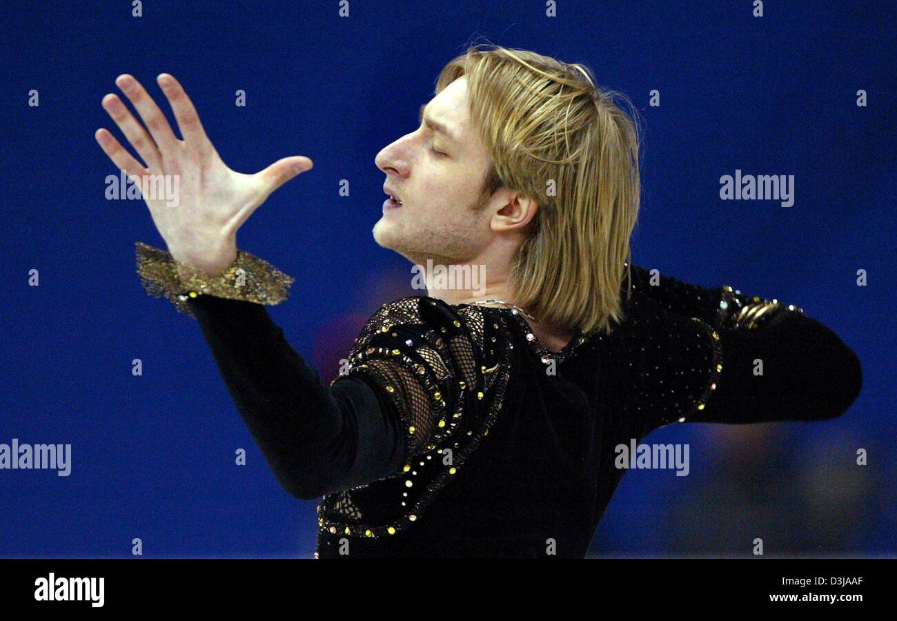 (dpa) Yevgeny Plushenko from Russia performs at the Figure Skating ...