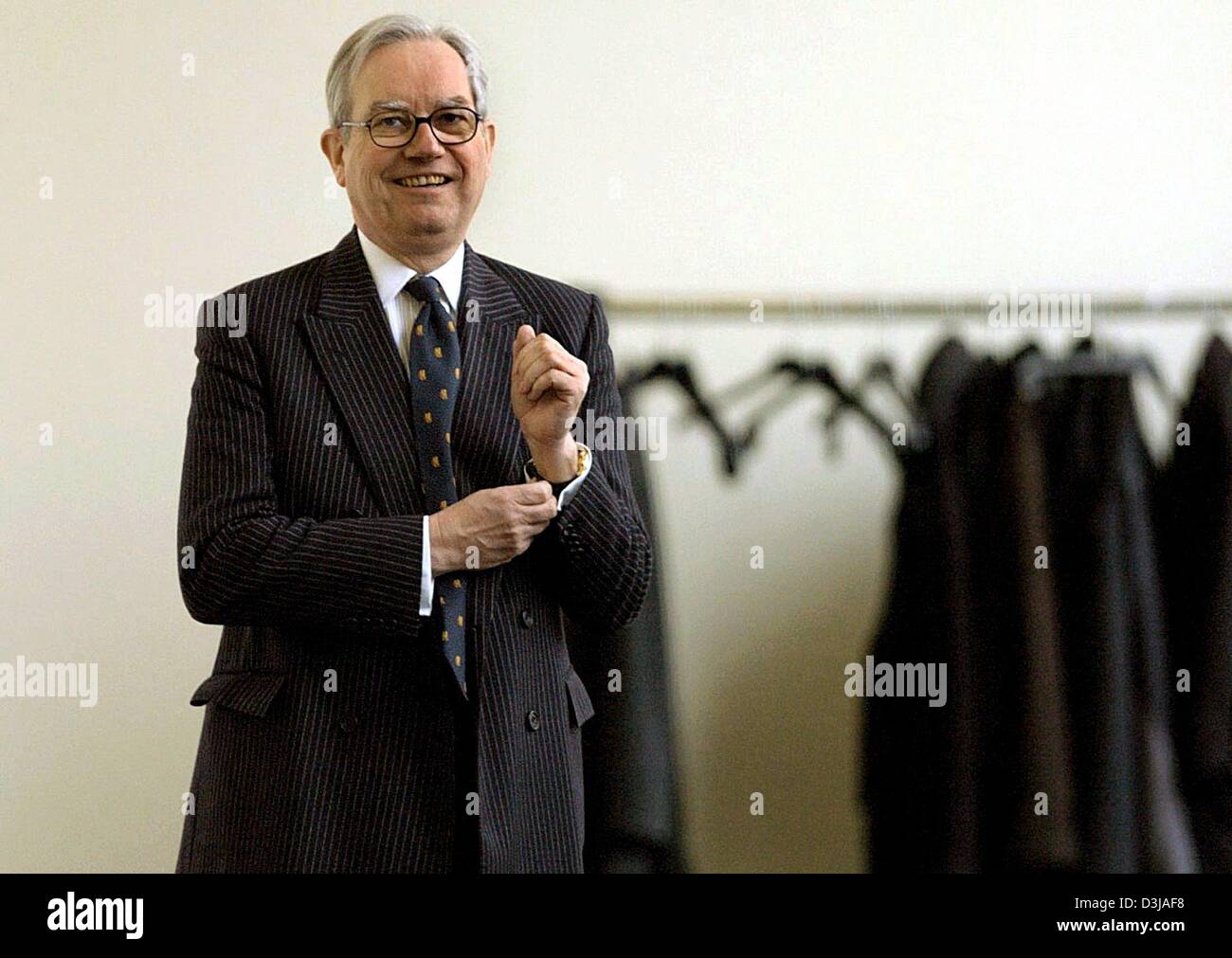 Paid jacket hi-res stock photography and images - Alamy