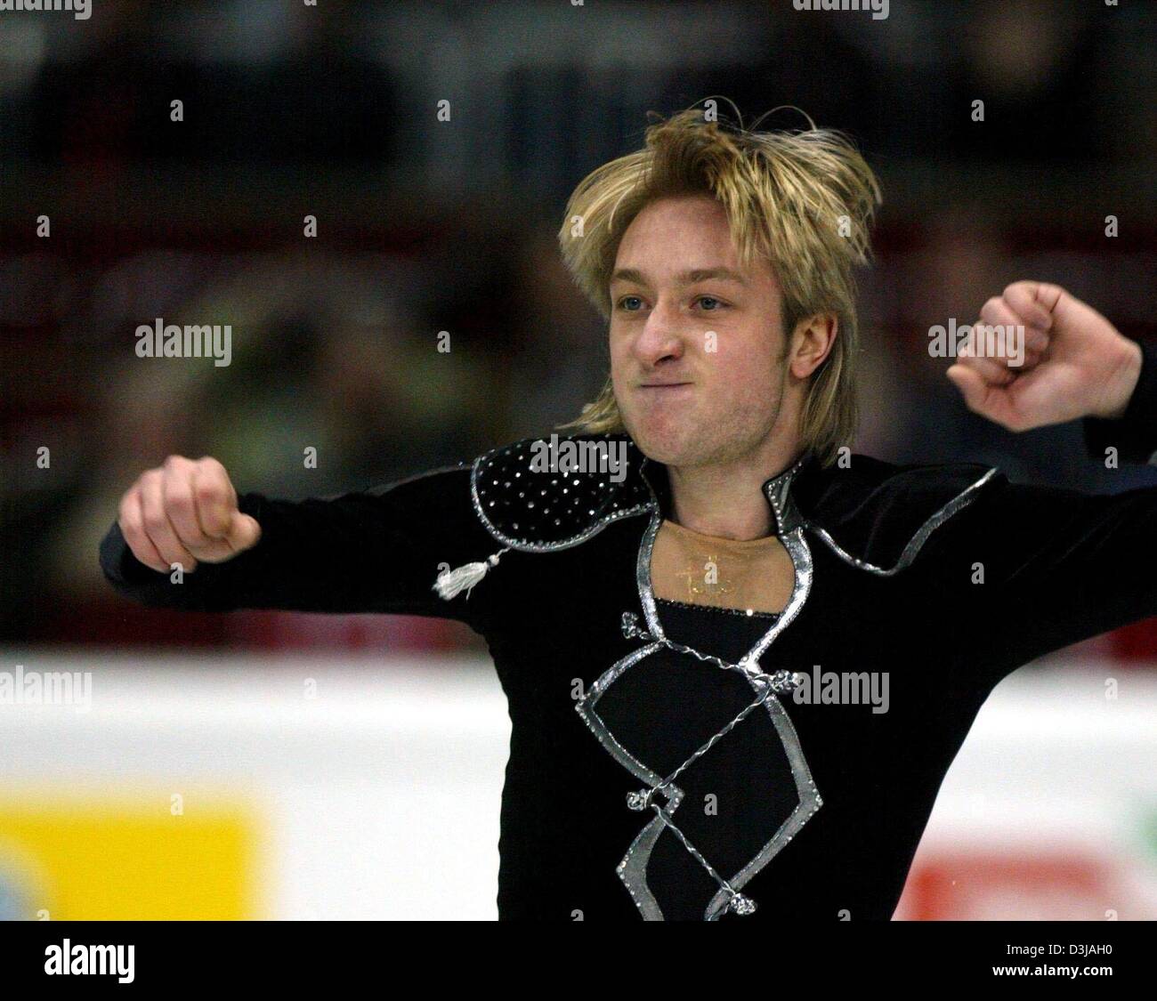 (dpa) Russian skater Evgeni Plushenko performs during the men's short ...