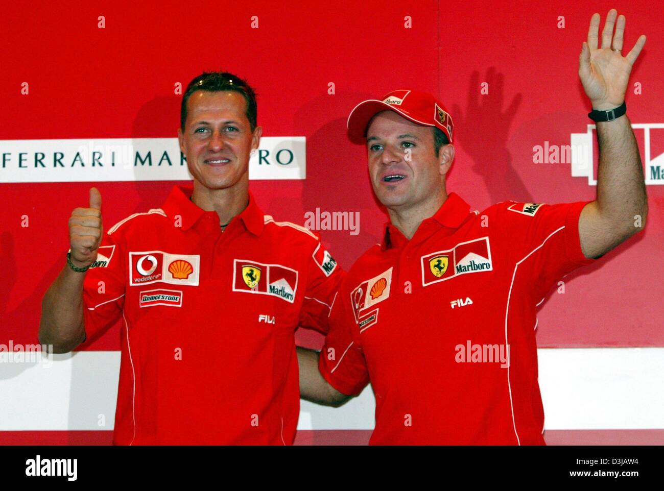 (dpa) The German F1 world champion Michael Schumacher (left) and his ...