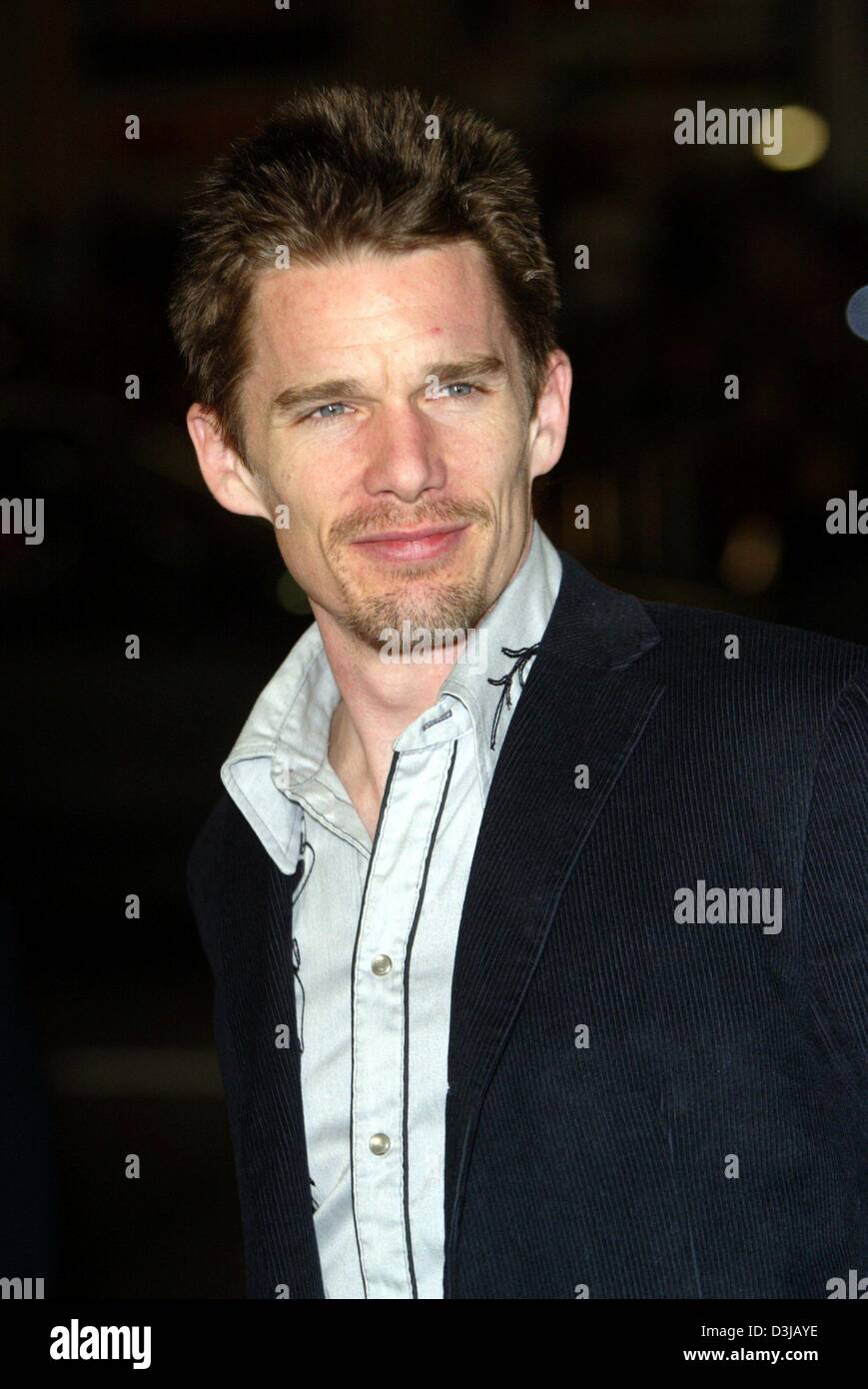 (dpa) - US actor Ethan Hawke arrives to the world premiere of his ...