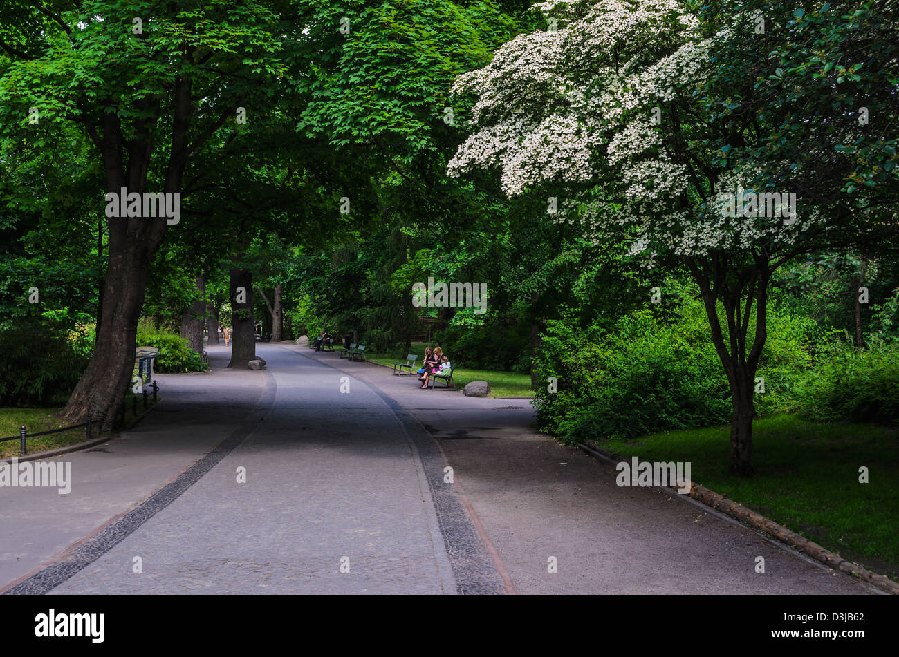 Zoo way in hi-res stock photography and images - Alamy