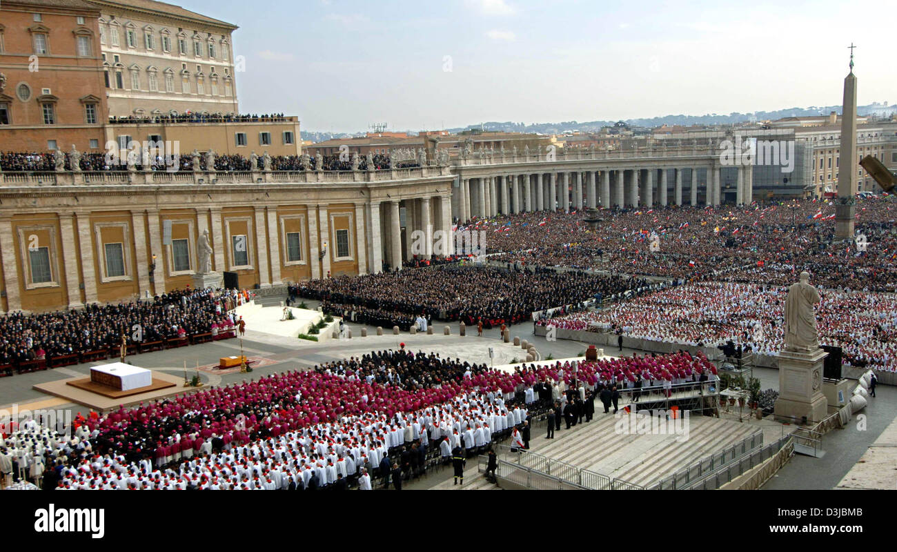 Pope John Paul Ii Funeral Crowd