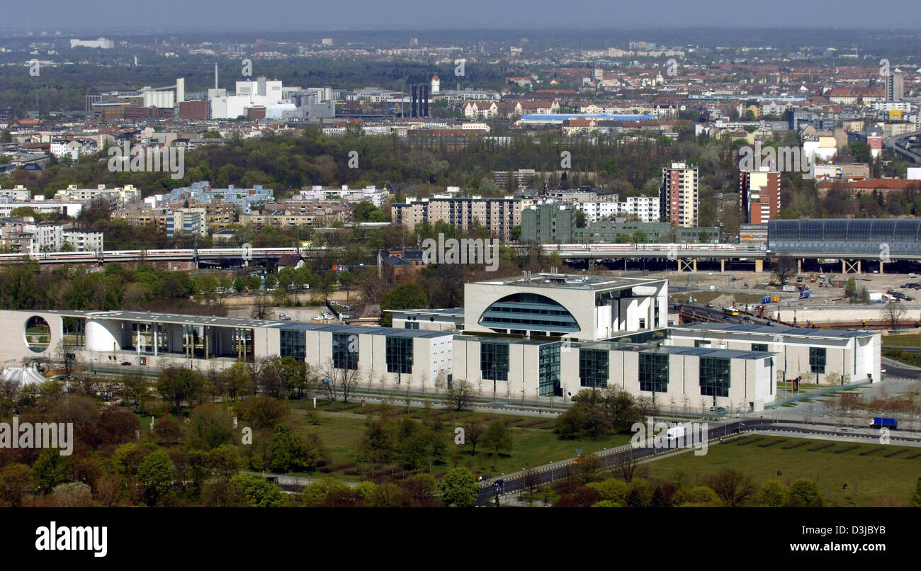 German chancellery building aerial hi-res stock photography and images ...