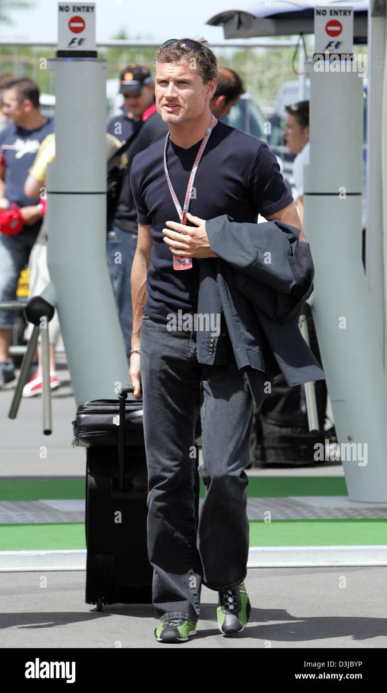(dpa) - Scottish Formula One driver David Coulthard of Red Bull racing ... (dpa) - Scottish Formula One driver David Coulthard of Red Bull racing ...