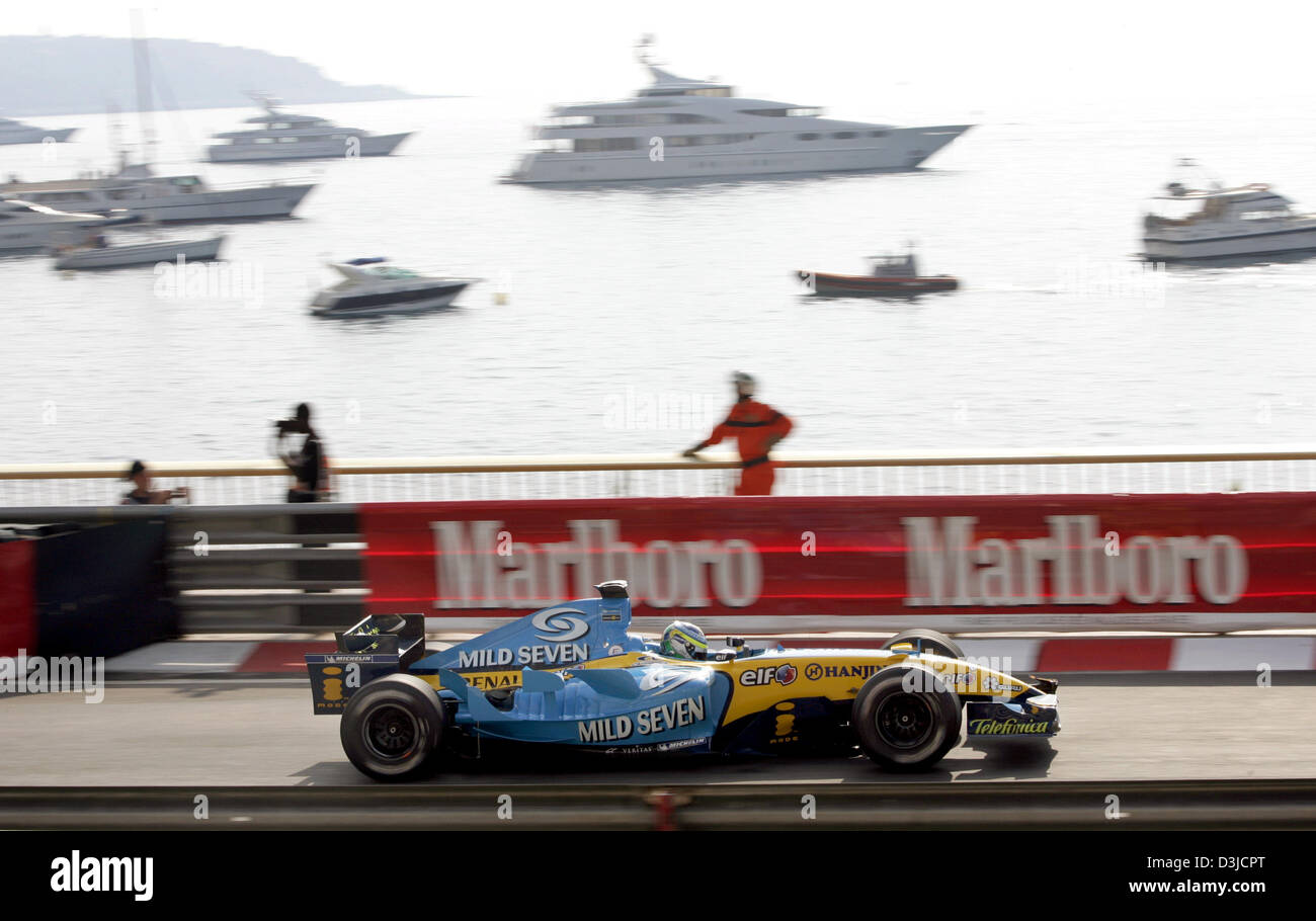 (dpa) - Italian Formula One driver Giancarlo Fisichella of Renault is ...