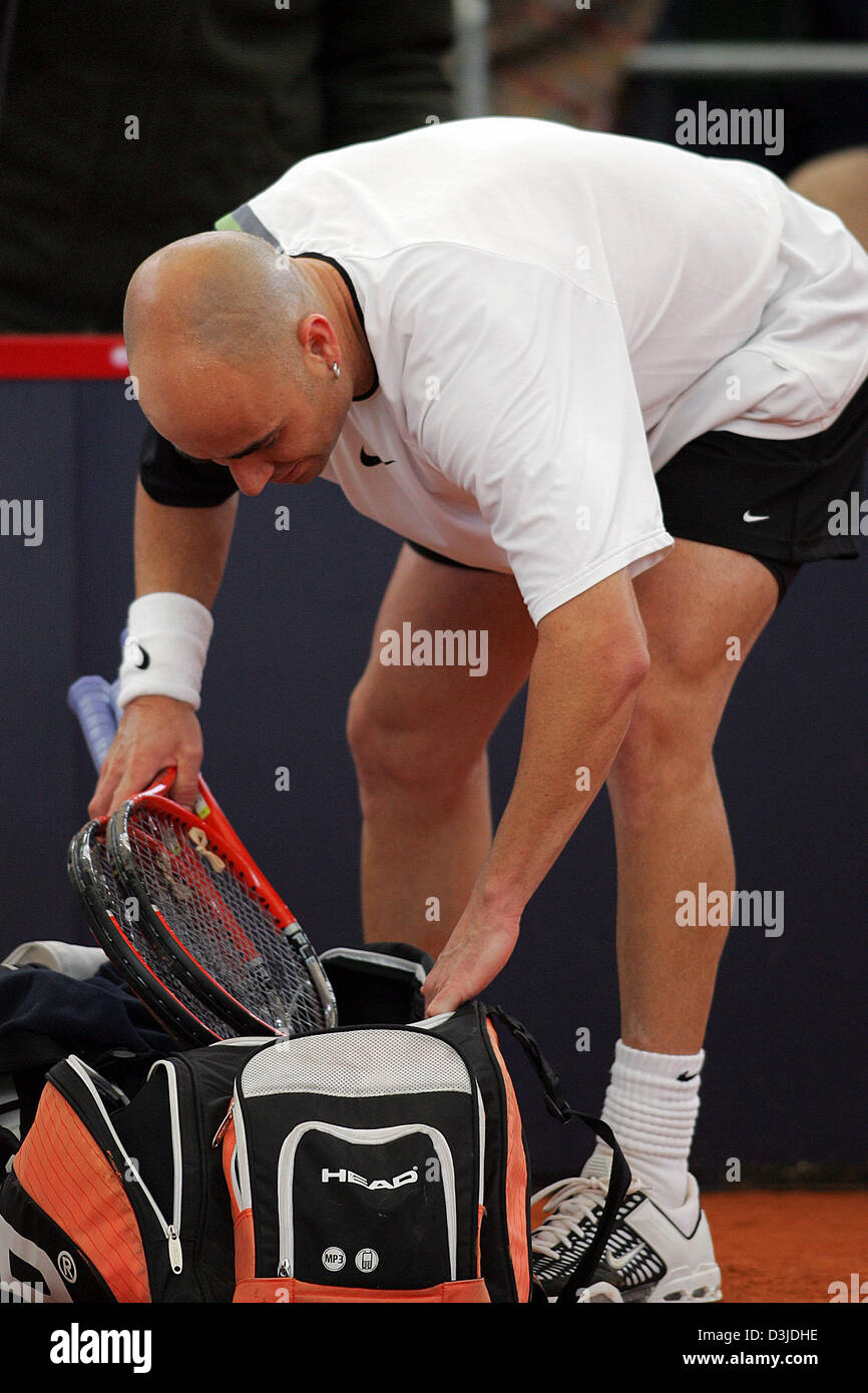 Andre agassi bald hi-res stock photography and images - Alamy