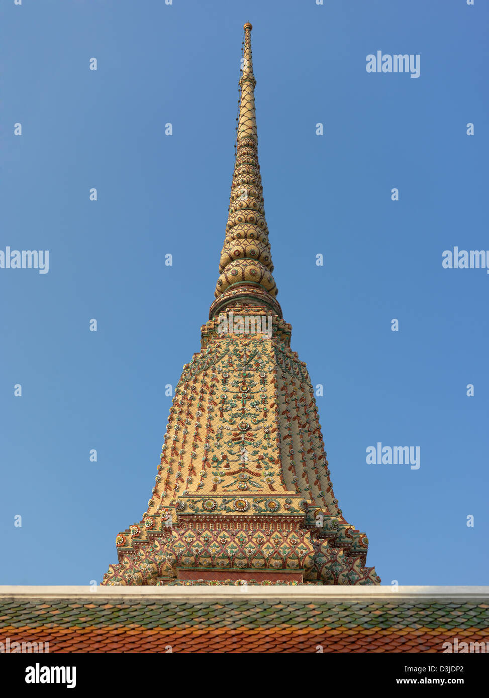Detail of a Prang. Wat Pho temple. Bangkok. Thailand Stock Photo - Alamy