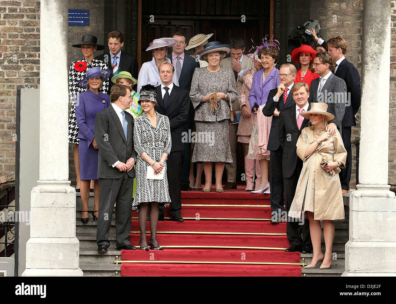Queen beatrix jubilee 2005 hi-res stock photography and images - Alamy