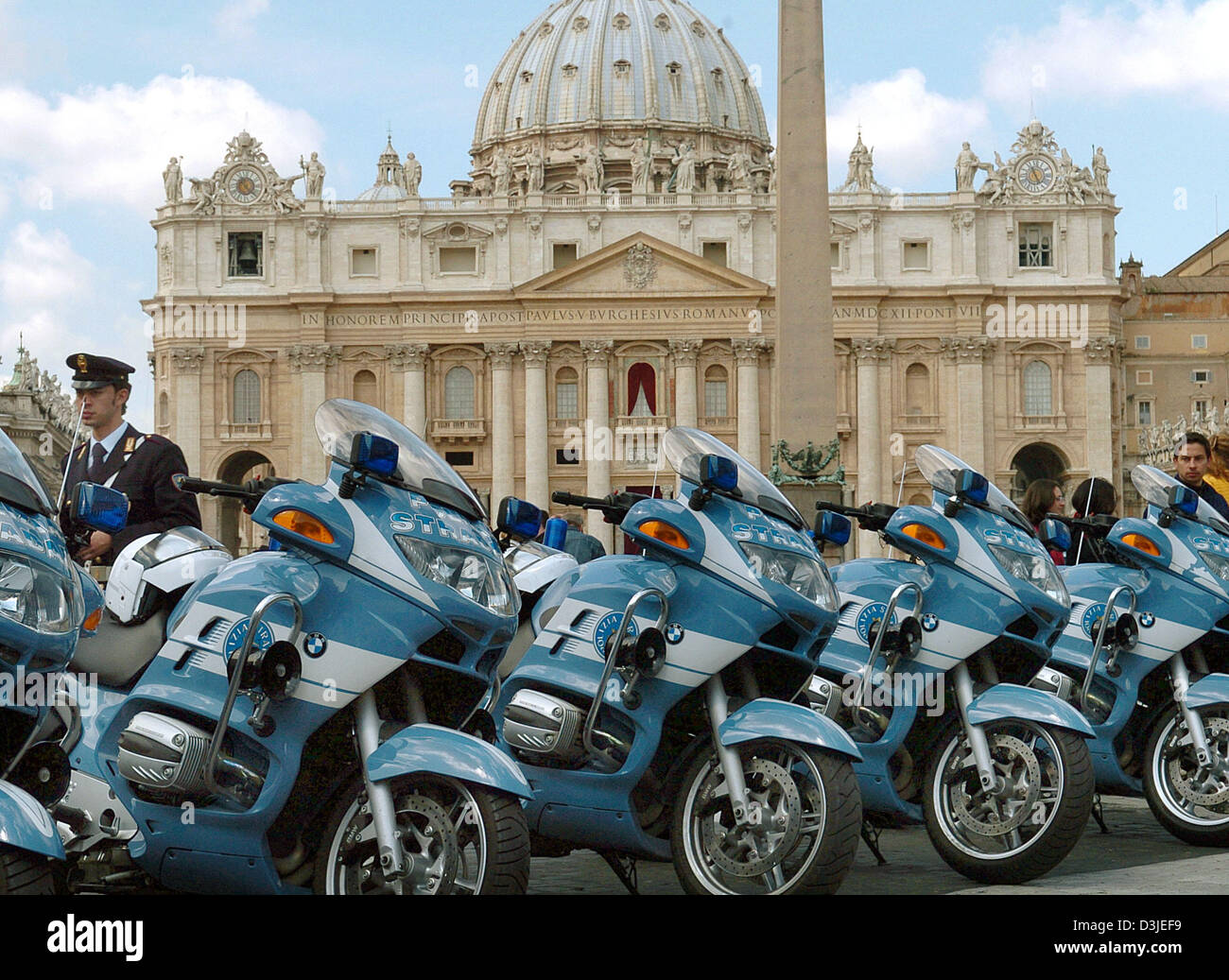 (dpa) - Motorcycles of the Italian police stand parked in a row in ...