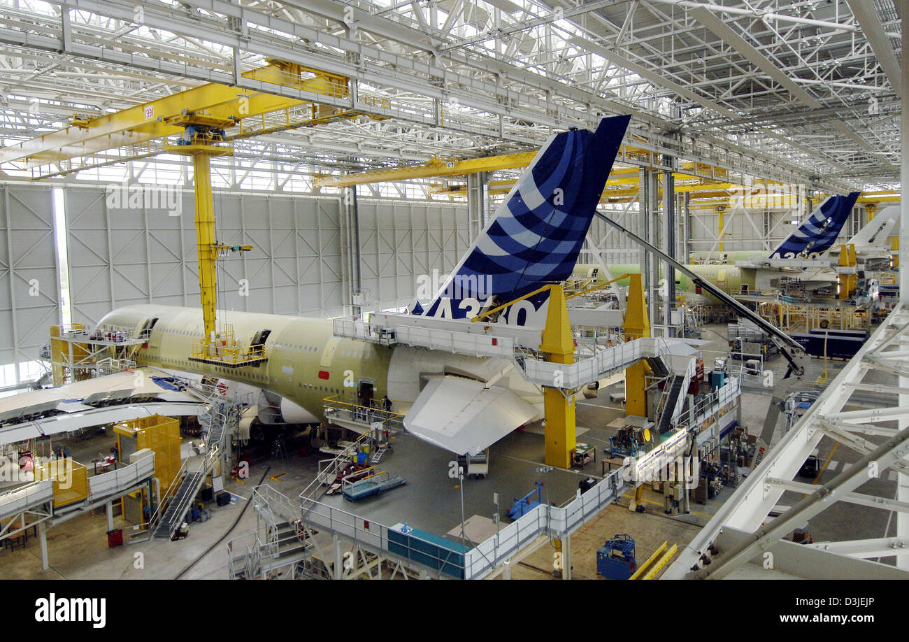 Airbus a380 flight test aircraft High Resolution Stock Photography and ...