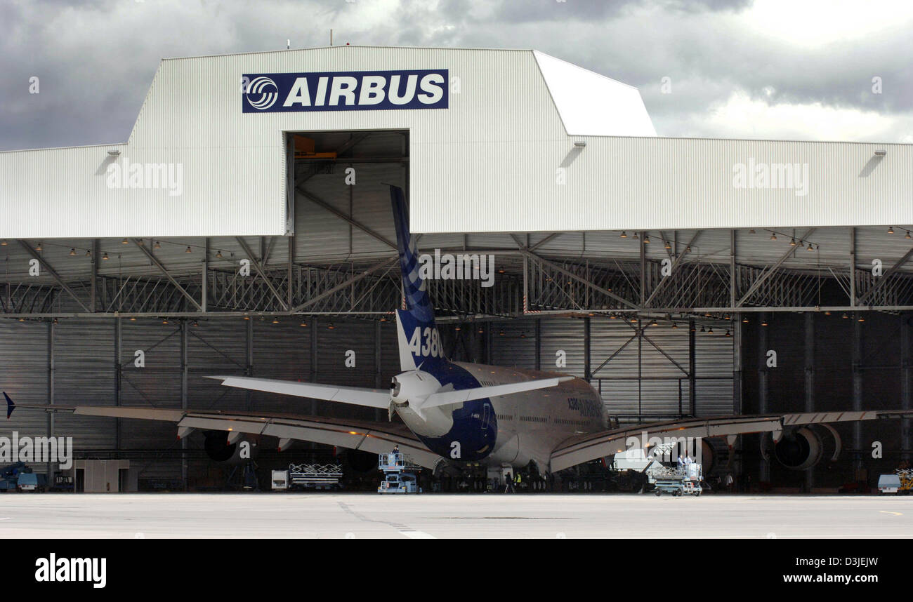 (dpa) - The prototype of the new Airbus A380 stands parked in a hangar ...