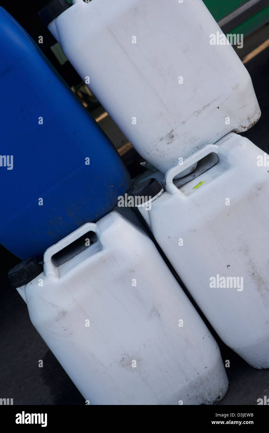 Non hazardous waste collection hi-res stock photography and images - Alamy
