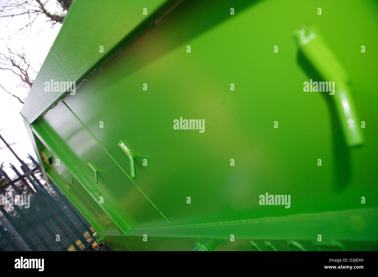 Skip truck hi-res stock photography and images - Alamy