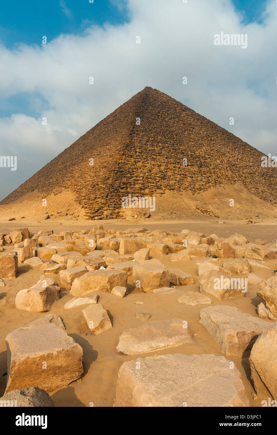 Red Pyramid (North Pyramid), Largest of Old Kingdom Pyramids at Dahshur ...