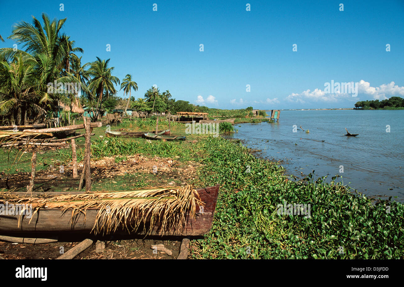 Aguan river hi-res stock photography and images - Alamy