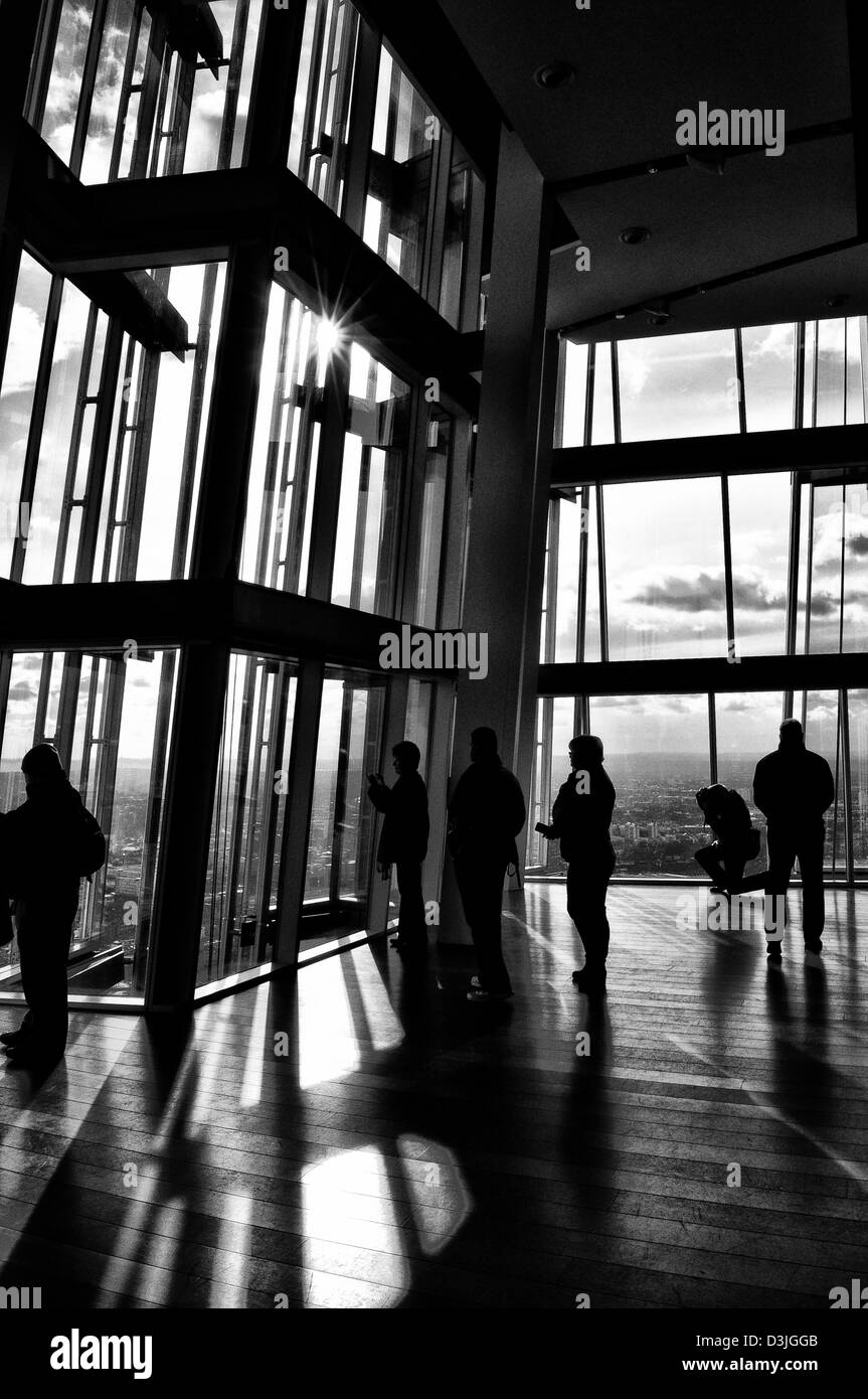 Black and white photo of the shard hi-res stock photography and images ...