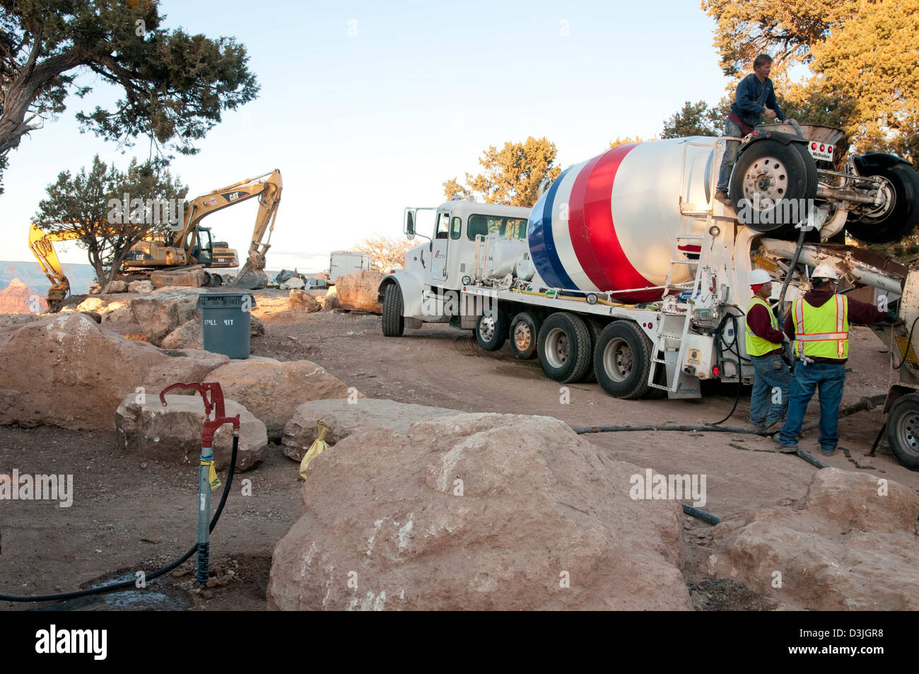 Grand Canyon: Bright Angel Trailhead Project: Construction Scene 4151 ...